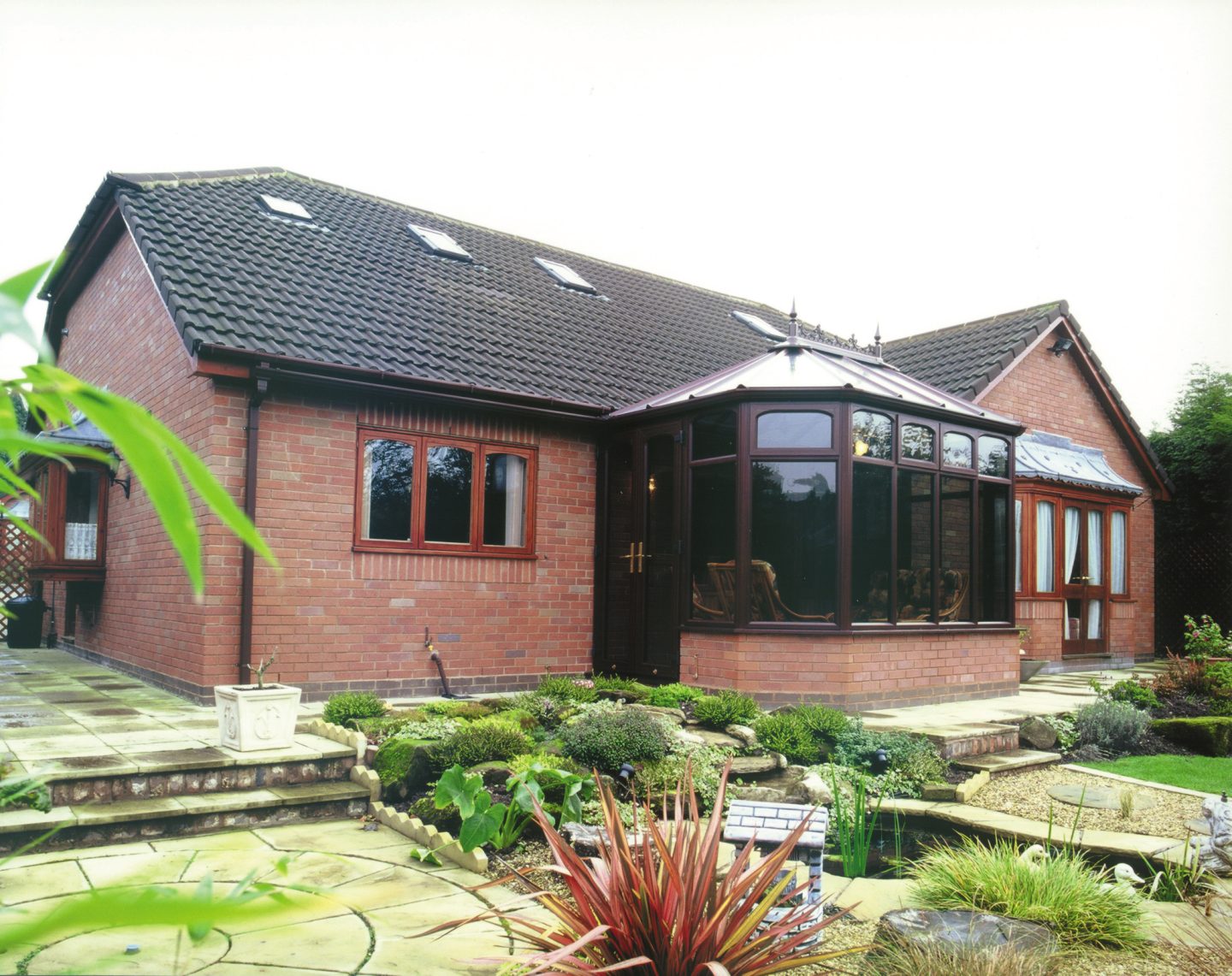 Wooden Conservatories in Reading | Abbey Conservatories UK Group!